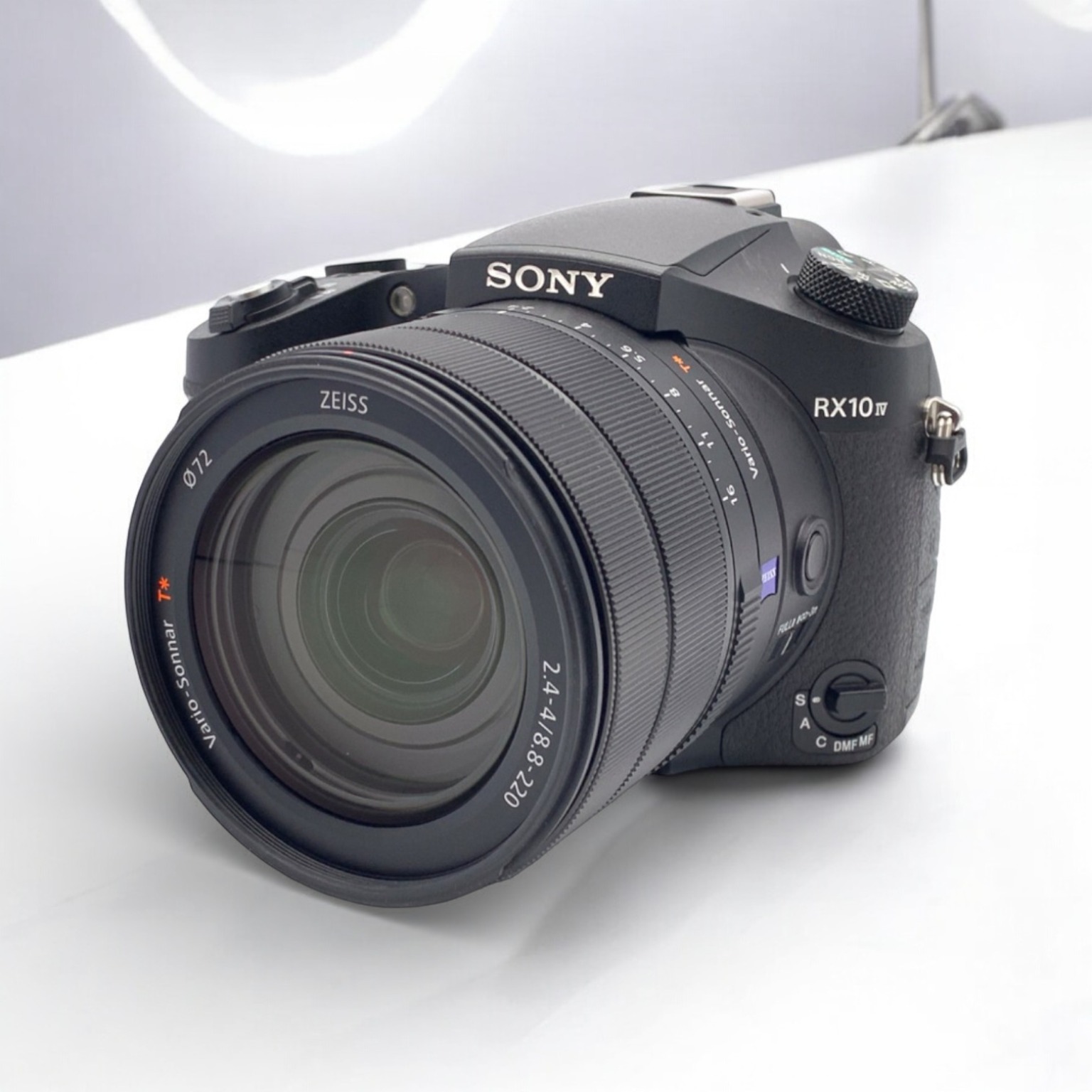 SONY サイバーショット RX10 IV(DSC-RX10M4)の中古 (美品)・¥253,160 売り切れ by velri | みんなのカメラ