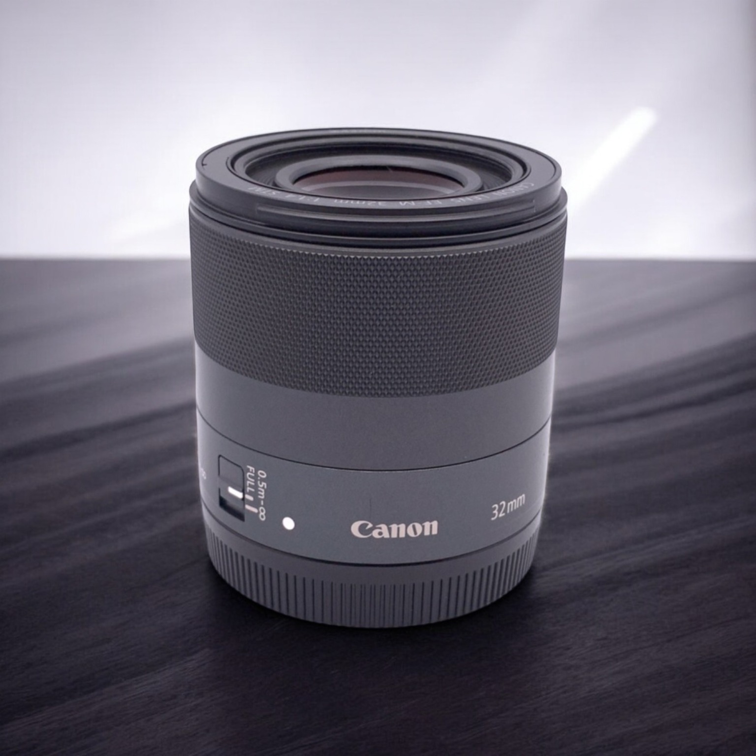 EF-M32mm F1.4 STMの中古レンズを買うならみんなのカメラ Vuy5CsFCWyT7