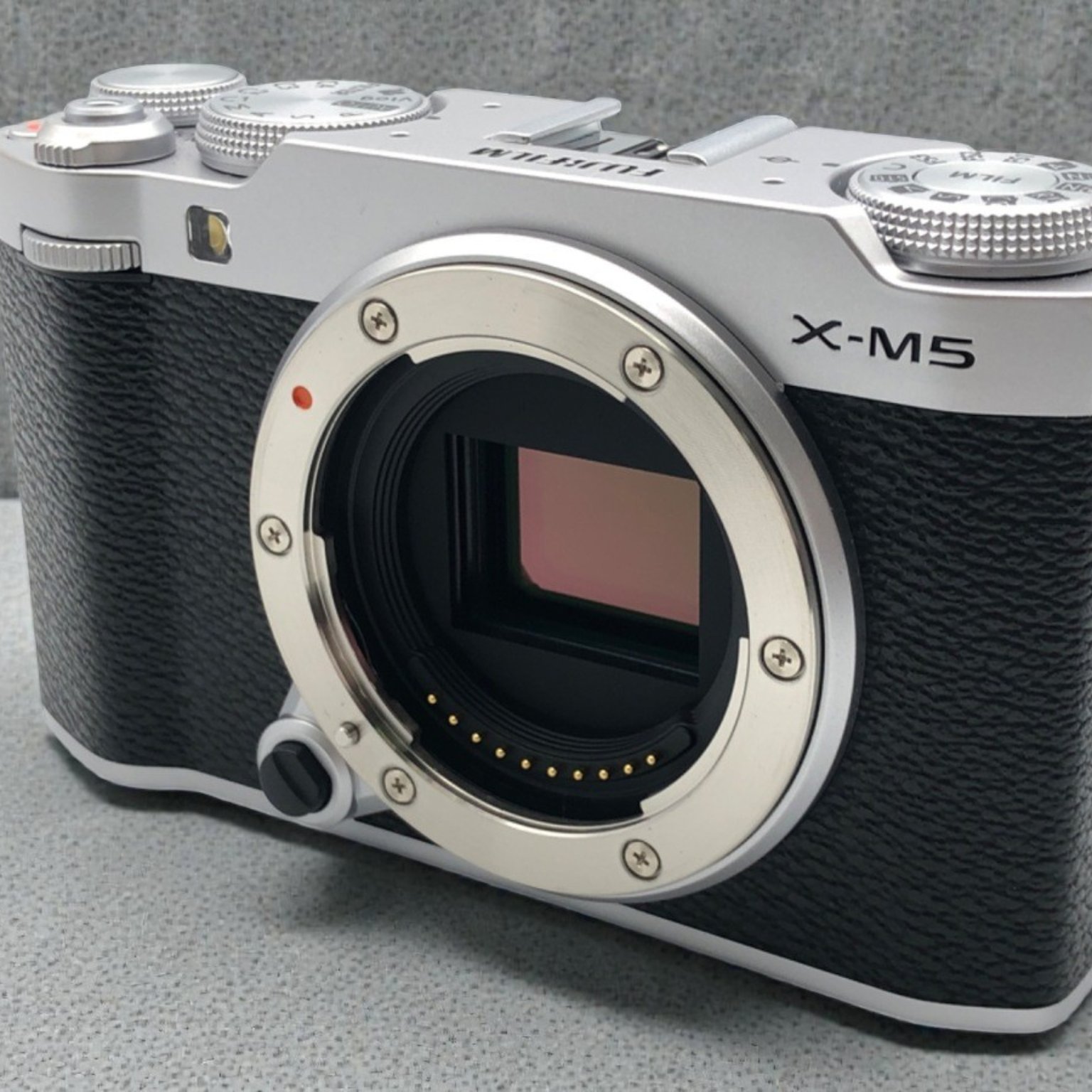 X-M5 ボディ "シルバー"の中古カメラを買うならみんなのカメラ nugGDMOpOxNv